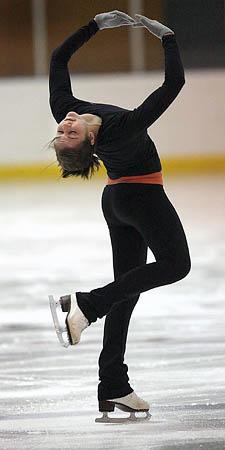 FIGURE SKATING: Ogden skater getting her turn - The Salt Lake Tribune