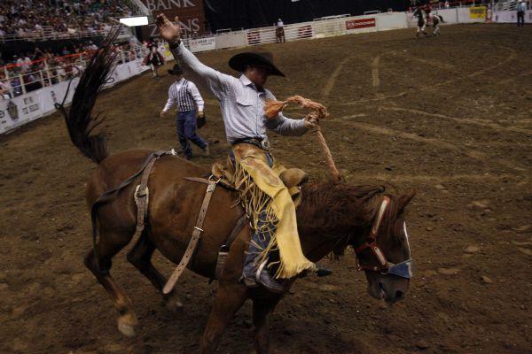 Days of '47 rodeo rides west to E Center - The Salt Lake Tribune