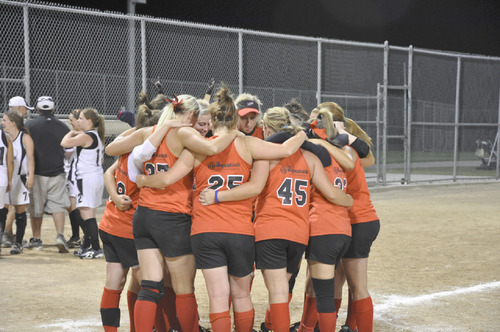 Softball team offers players Xtreme success - The Salt Lake Tribune