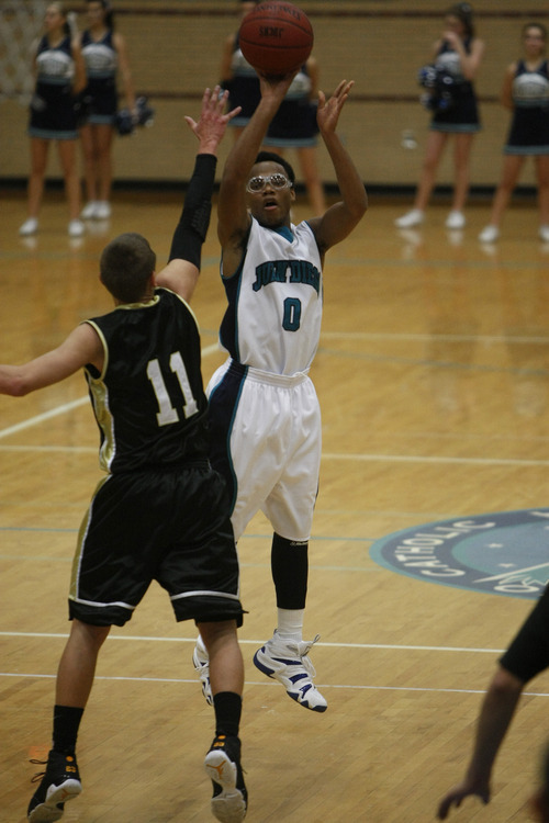 Boys' hoops: Juan Diego beats Desert Hills - The Salt Lake Tribune