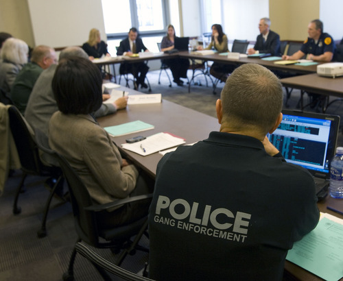 Gang task force rejects bill requiring police to fingerprint ...