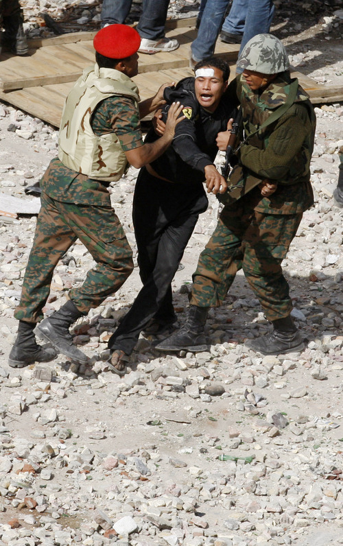 Gangs attack foreigners in Egypt's growing mayhem - The Salt Lake Tribune