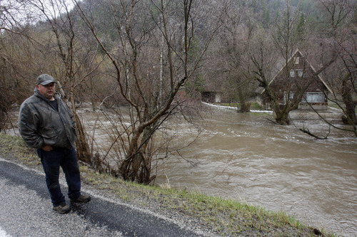 Rising waters keep northern Utah on alert for flooding - The Salt Lake ...