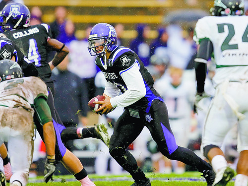 Quarterback Mike Hoke brings own style to Wildcats - The Salt Lake Tribune