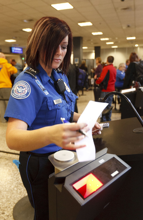 Less-fuss screening arrives at Salt Lake Airport - The Salt Lake Tribune