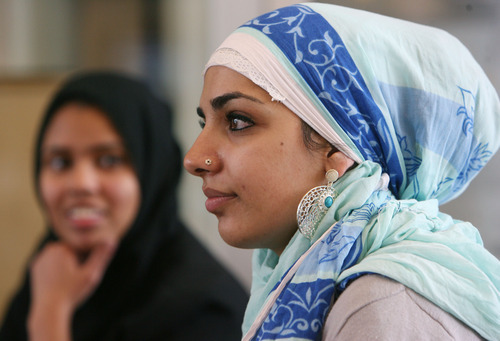 Utah Muslim women don outer symbols of their inner faith - The Salt ...