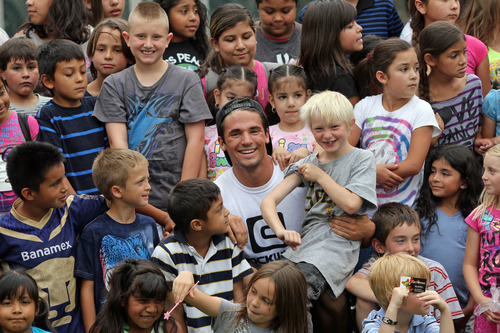 Pro skateboarder helps round up donations for Midvale kids - The Salt ...