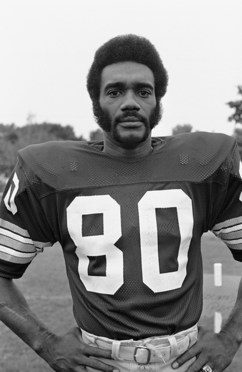 Crimson Club inductees: Elaine Elliott, Kevin Dyson, Sandy Woolsey and ...