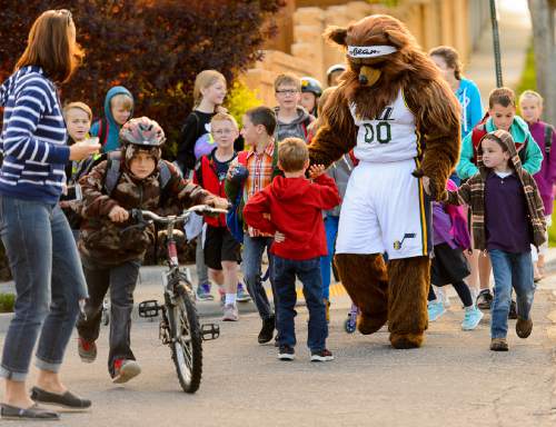 Jazz Bear works with UDOT to promote walking to school - The Salt Lake ...