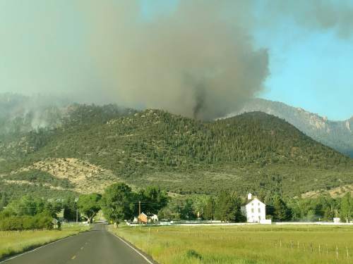 Saddle Fire: Hundreds on evacuation standby as flames crest ridge - The ...