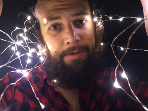 Utah author catches the buzz on gaming culture in debut YA novel - The ...