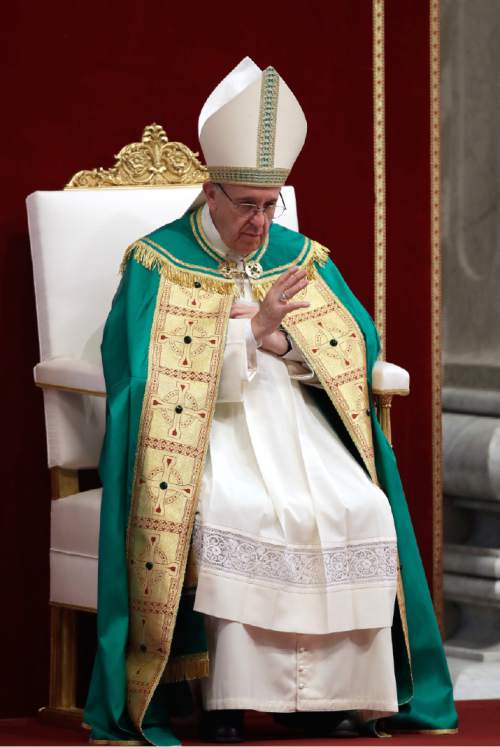 A 'green' Pope Francis calls for new work of mercy: Care for ...