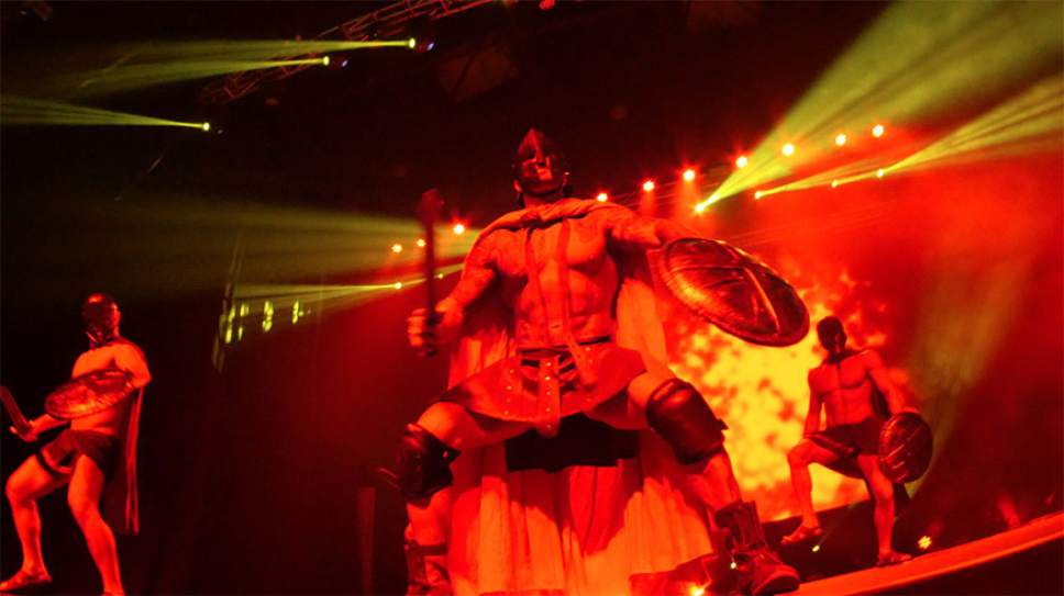 Dancing, skits ... and abs, welcome to the 'Magic Men Live' revue - The ...