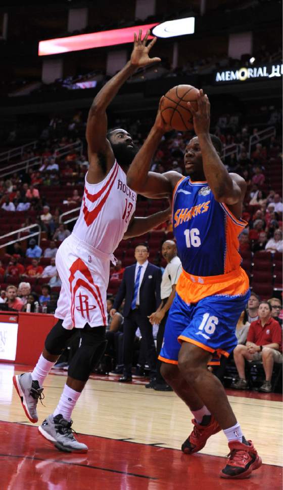 Basketball: Rockets rout Shanghai Sharks, despite Jimmer Fredette's ...