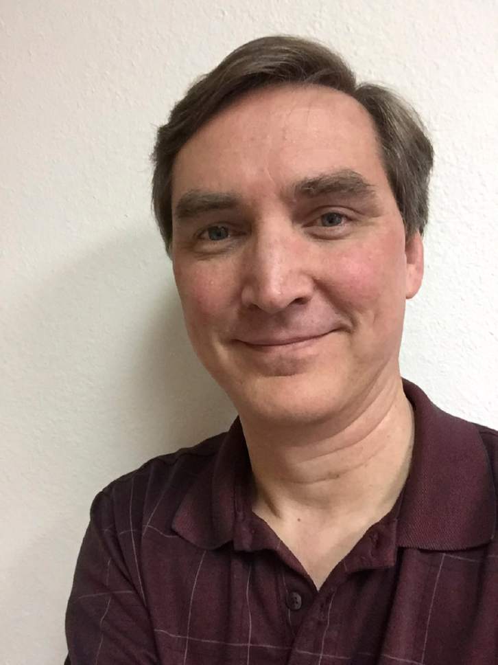 Books: It's a Disney parks life for Utah author Scott Renshaw - The ...