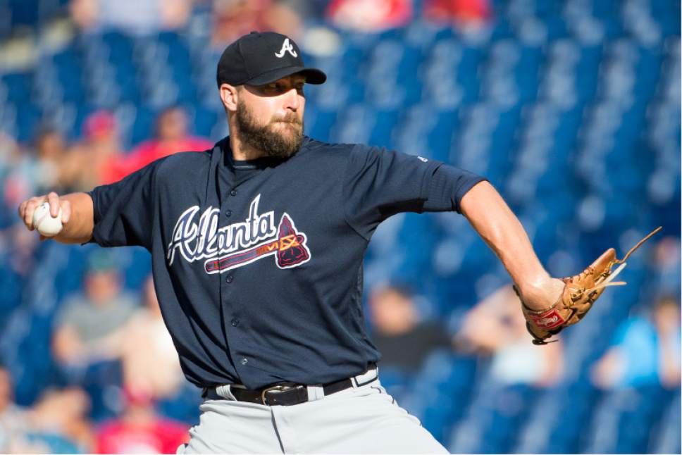 MLB: Braves closer Jim Johnson gets $10 million in 2-year deal - The ...