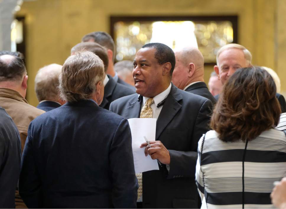 Utah Trump backers show support, Dems try to get out the vote - The ...