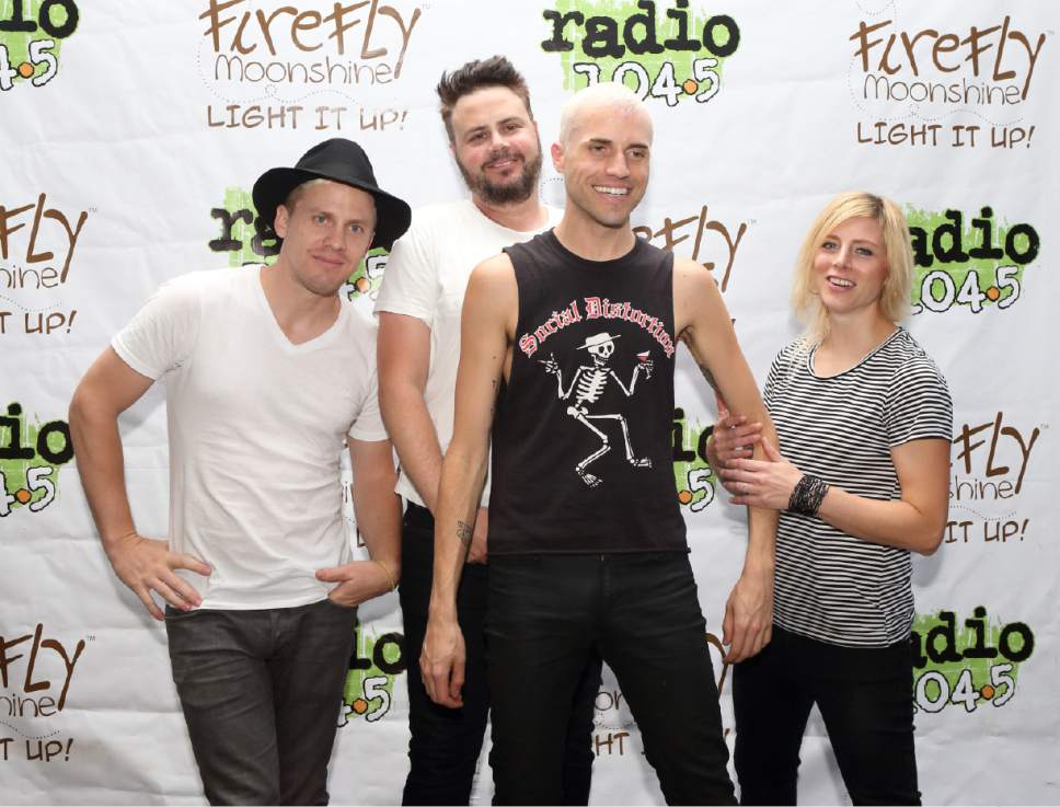 On 'Excommunication,' Neon Trees singer Tyler Glenn finds freedom from ...