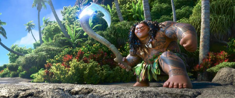 Movie review: A new heroine sails into adventure in 'Moana' - The Salt ...