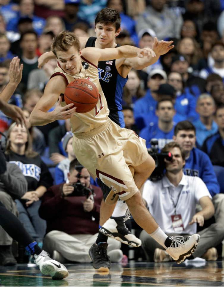 College basketball: Duke gives Allen indefinite suspension from team ...