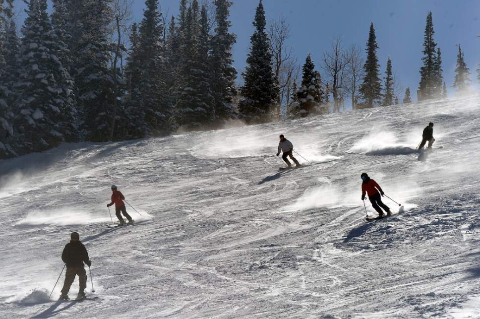 Fresh snow, clear skies, holiday bring joy to Utah's ski world - The ...