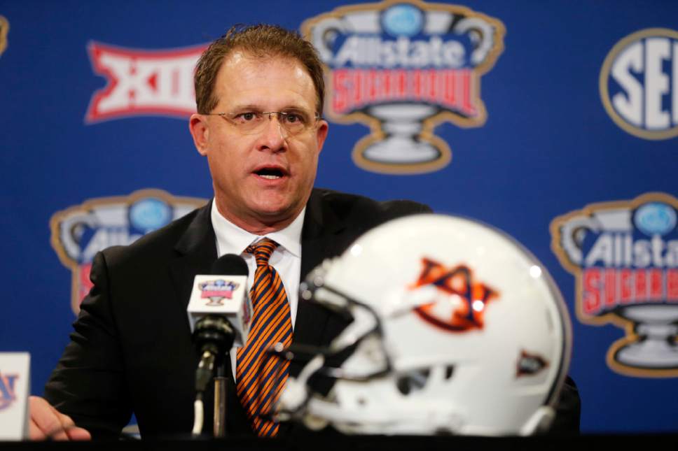 College football: Surging Oklahoma meets Auburn in the Sugar Bowl - The ...