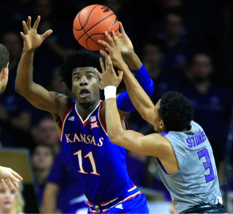 Top 25 basketball: Kansas A.D. confident in hoops program dogged by ...