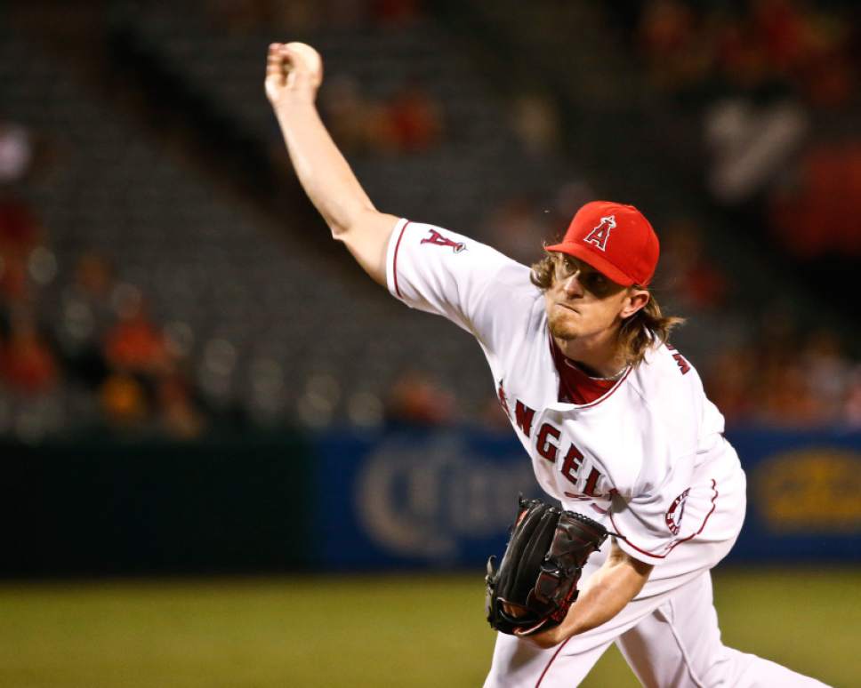 Baseball: Jered Weaver signs with Padres after 11 years with Angels ...
