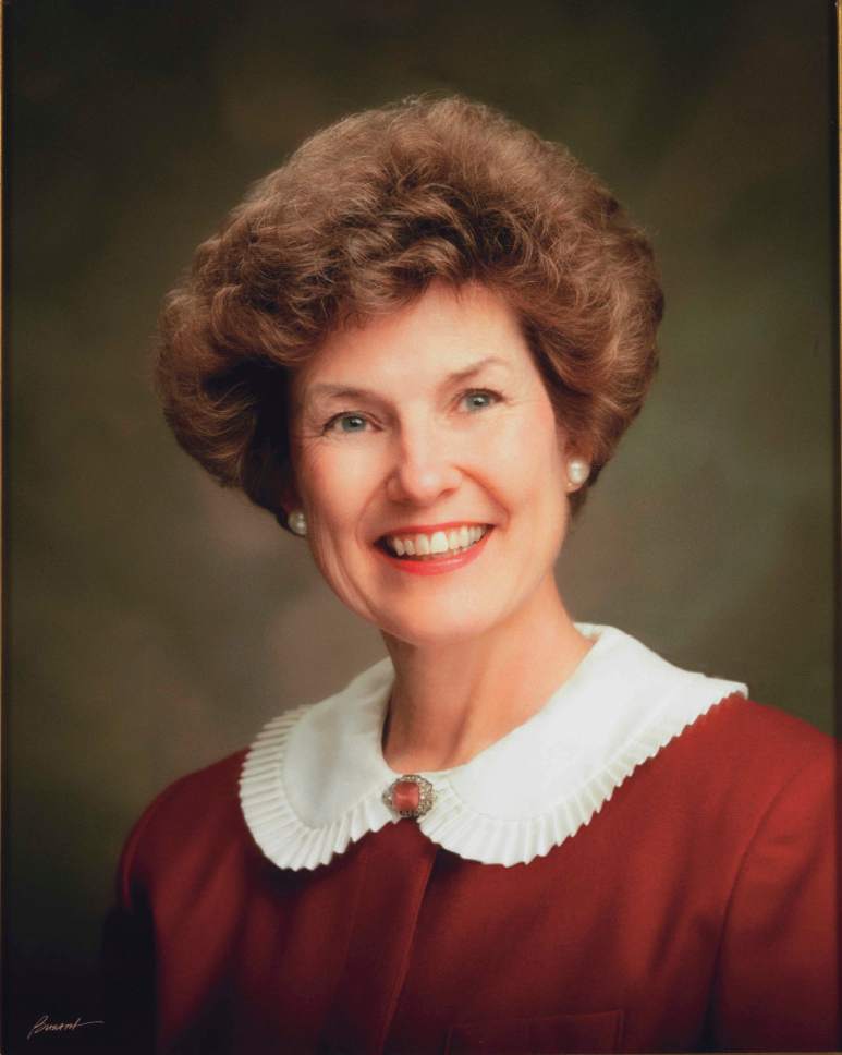 Former LDS women's leader Barbara Winder, who united Mormons after ...