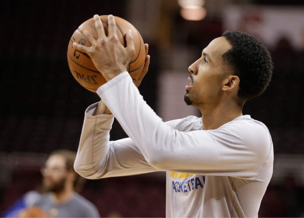 AP Source: Warriors re-up Shaun Livingston for 3/$24M - The Salt Lake ...