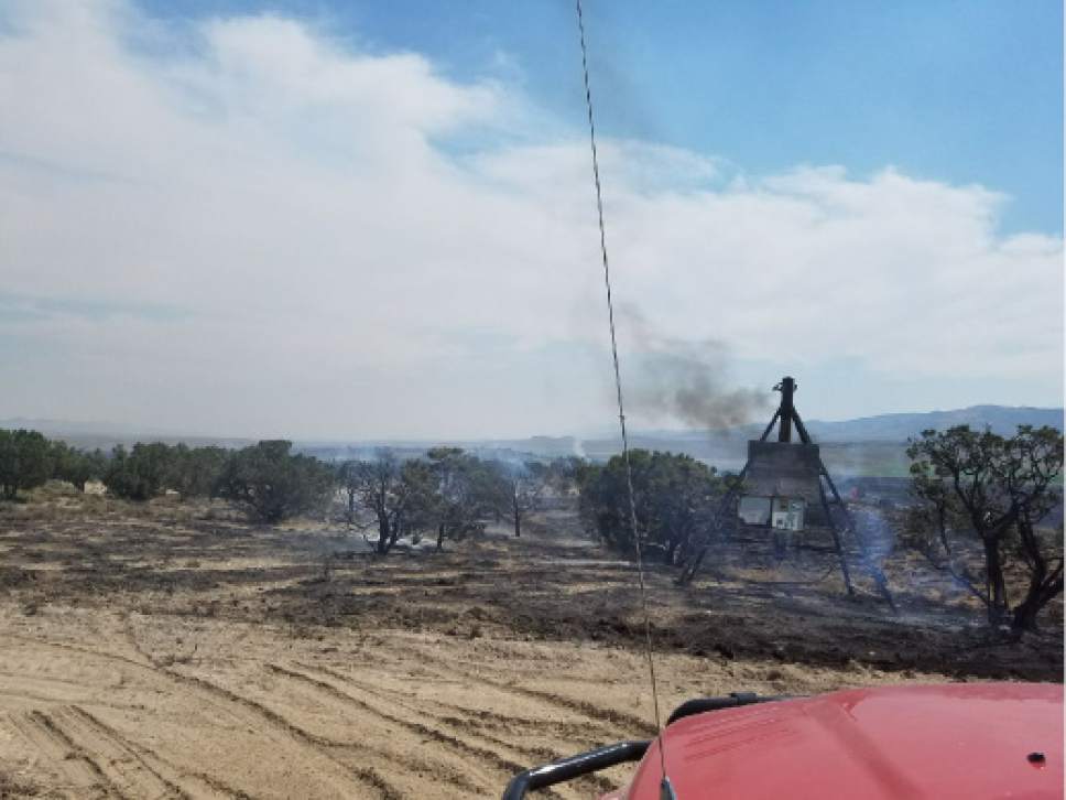 Wildfire threatens houses, burns 703 acres in Box Elder County - The ...